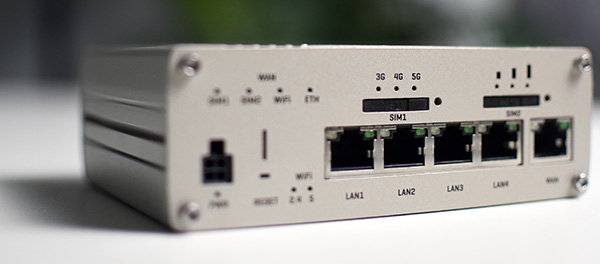 Why industrial cellular routers are the right choice in…